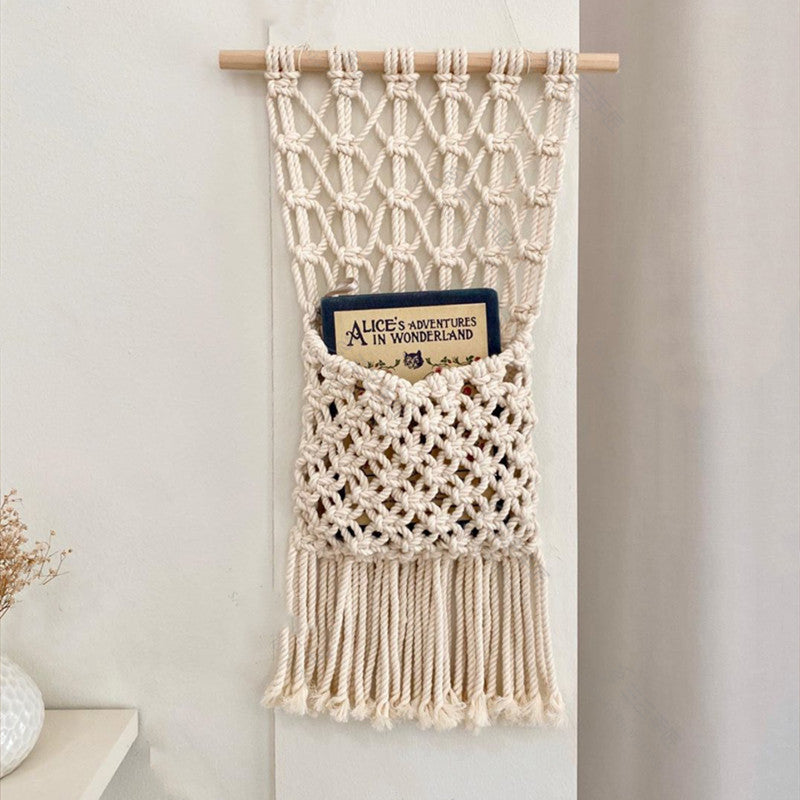 Small Macrame wall hanging | Macrame Knot